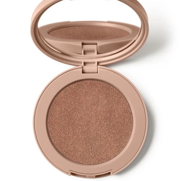 ILIA | Makeup | Ilia Sunshift Cream Bronzer New Eclipse | Poshmark